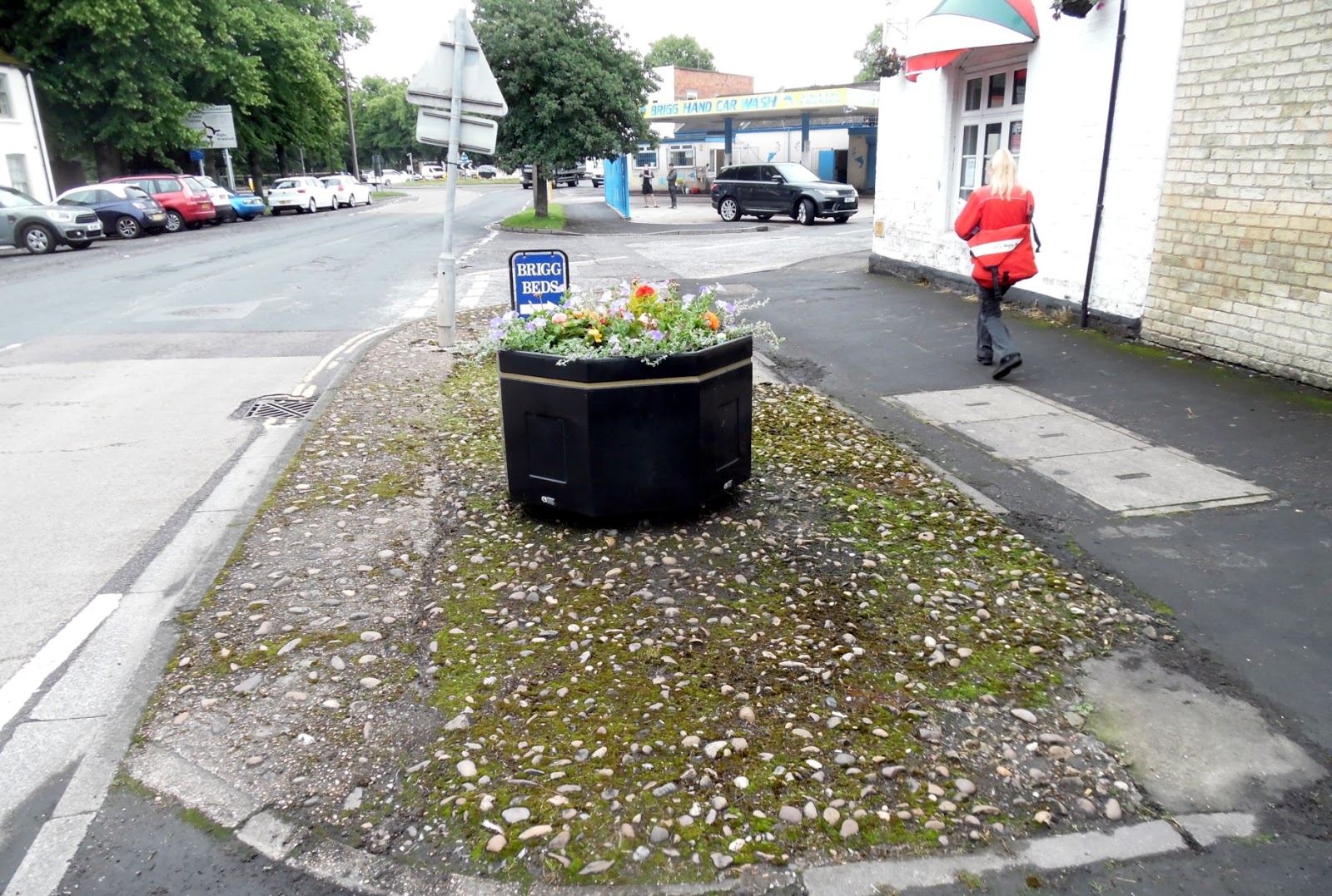 Nigel Fisher's Brigg Blog: IS IT TIME TO TAKE AWAY BRIGG COBBLE STONES?