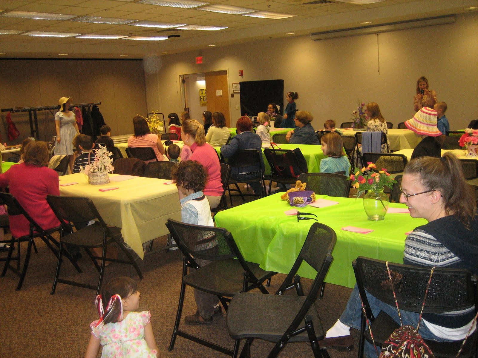 Ms. Hegna's Storyroom: Storytime: Tea Party