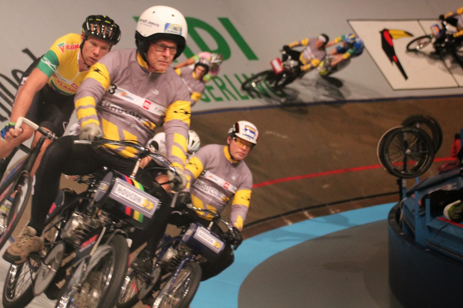 Travels with a Tin Donkey: Rockin', Rollin', and Ridin' at the 2014 ...