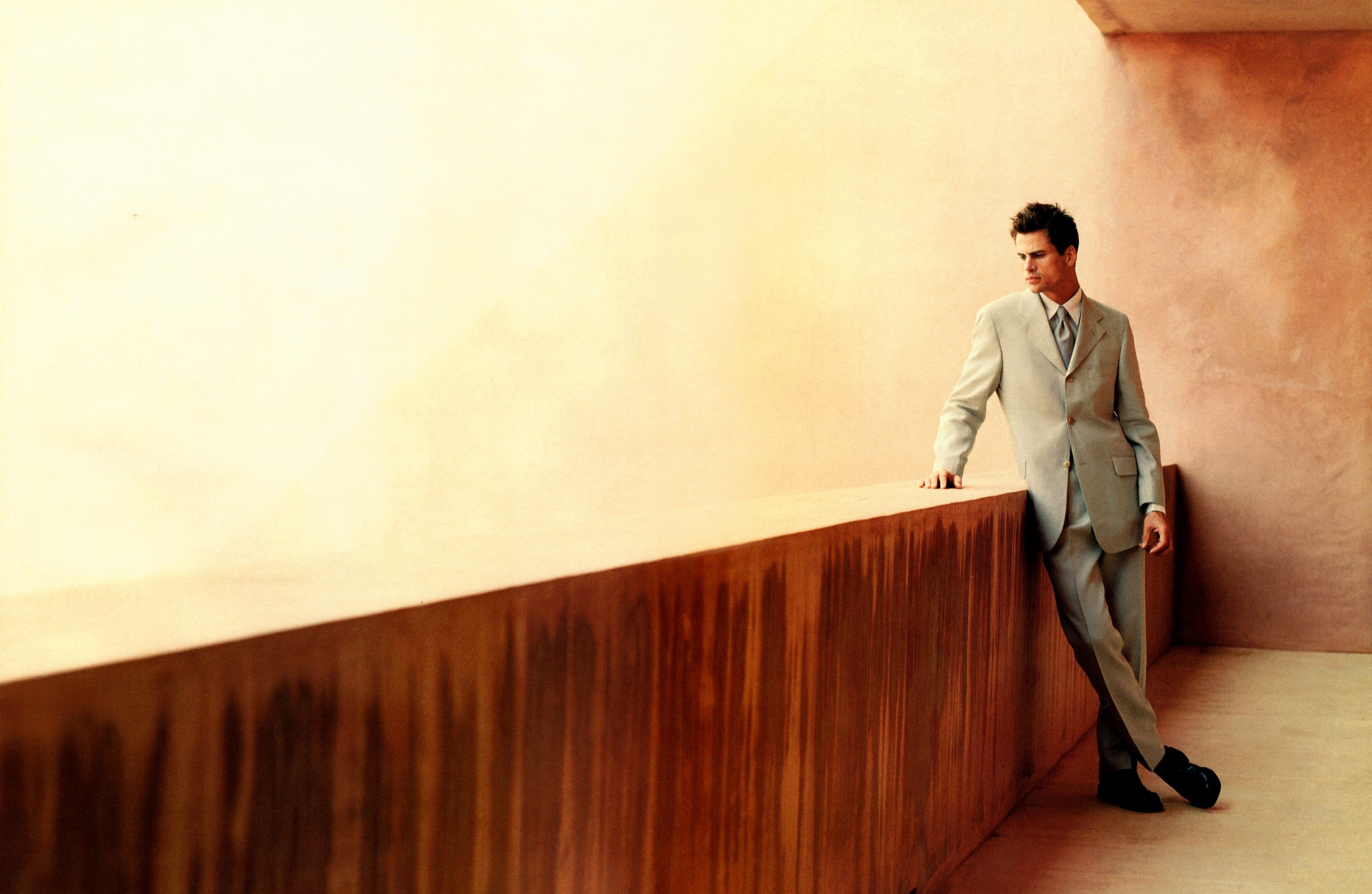 CAMPAIGN: HUGO BOSS SS 1998