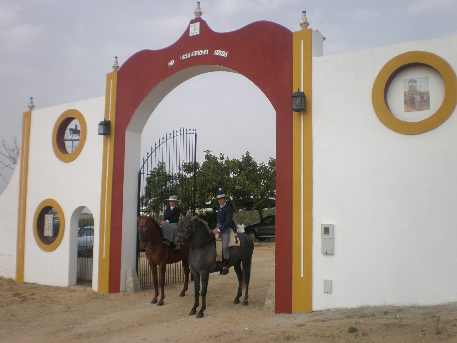 Picadero La Esperanza: Inaguramos la Portada del Picadero
