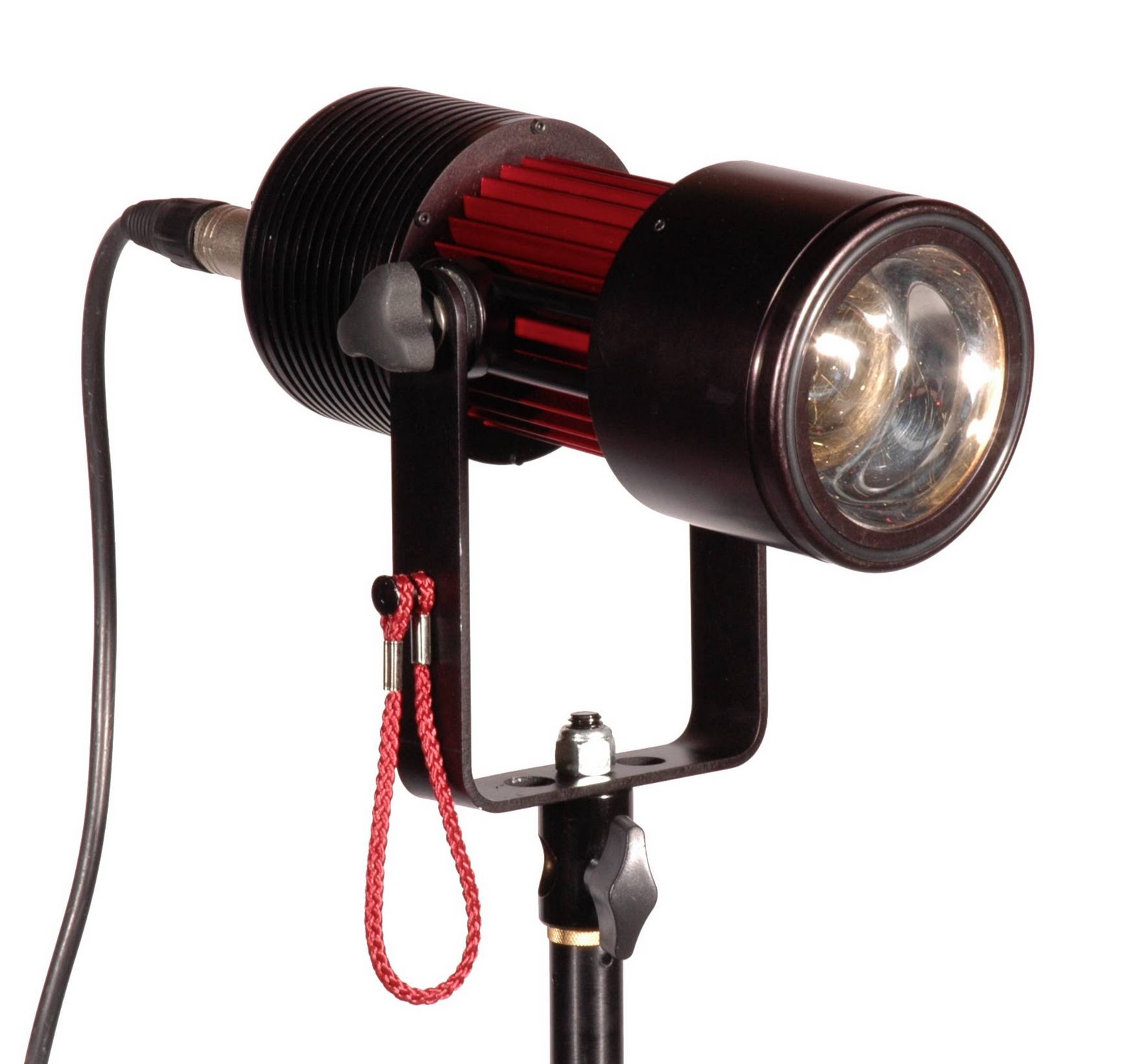 UrbanFox.TV Blog: PRG Foton boasts TruColor light