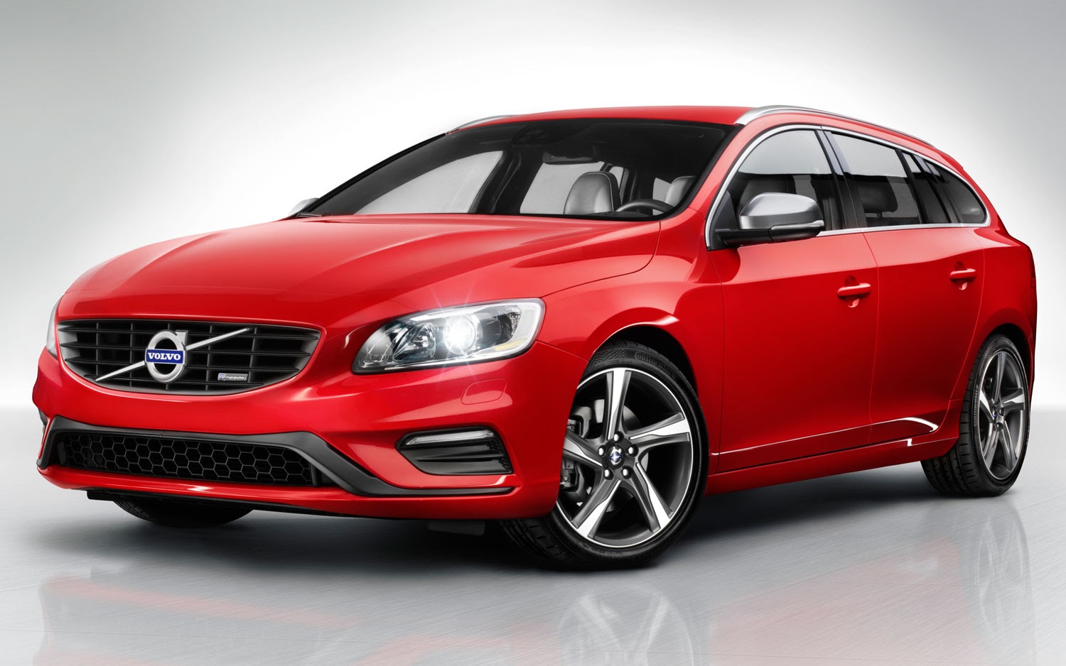WorldsCarNews: Volvo V60 2014: First Hybrid Diesel-Electric Plug-World
