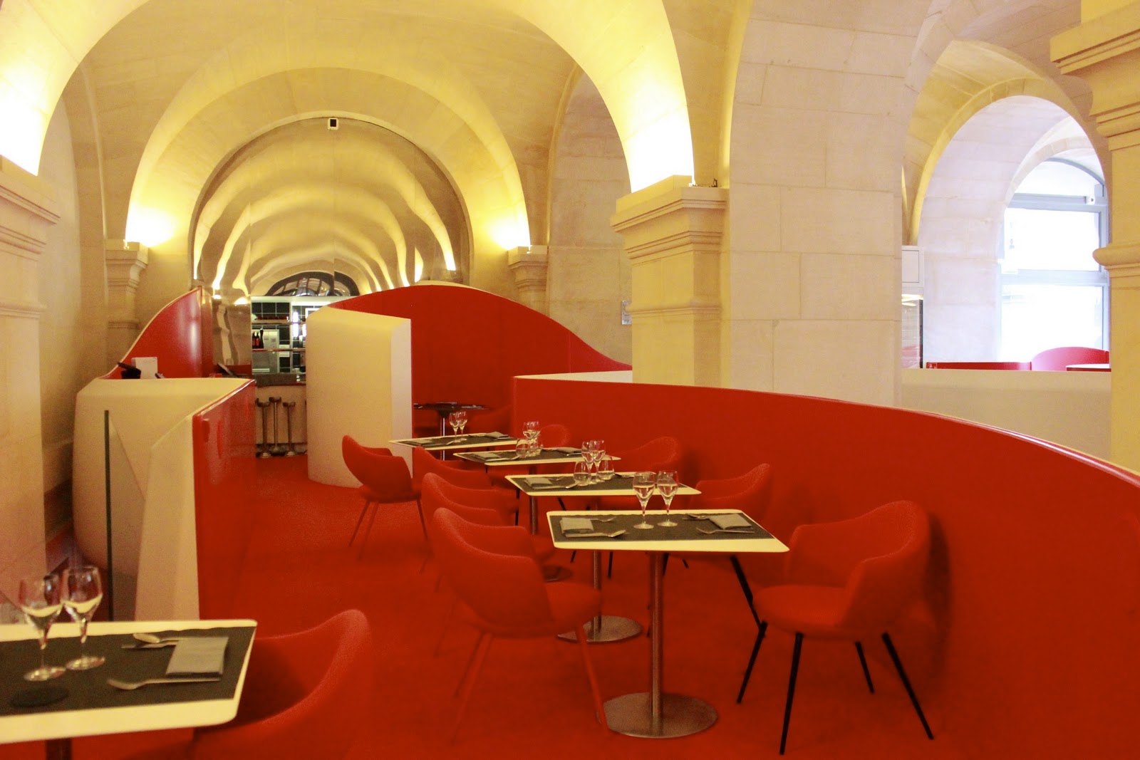 Eclectic Discoveries: L'Opera Restaurant Paris