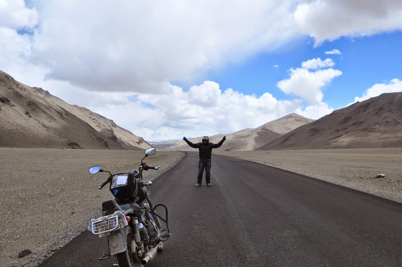 Tour Our Planet: Ladakh Trip: Day 9 (Pang -> Leh)