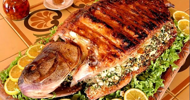 Culinária de Domingo: PACU ASSADO E RECHEADO