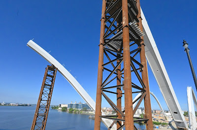 DCmud - The Urban Real Estate Digest of Washington DC: DC's Newest Arches