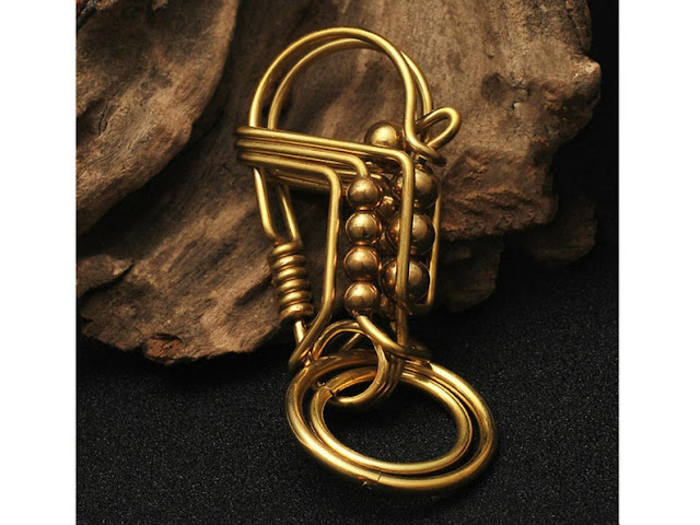 Watch How a Wire Wrapped Carabiner Clip Key Chain is Made ...