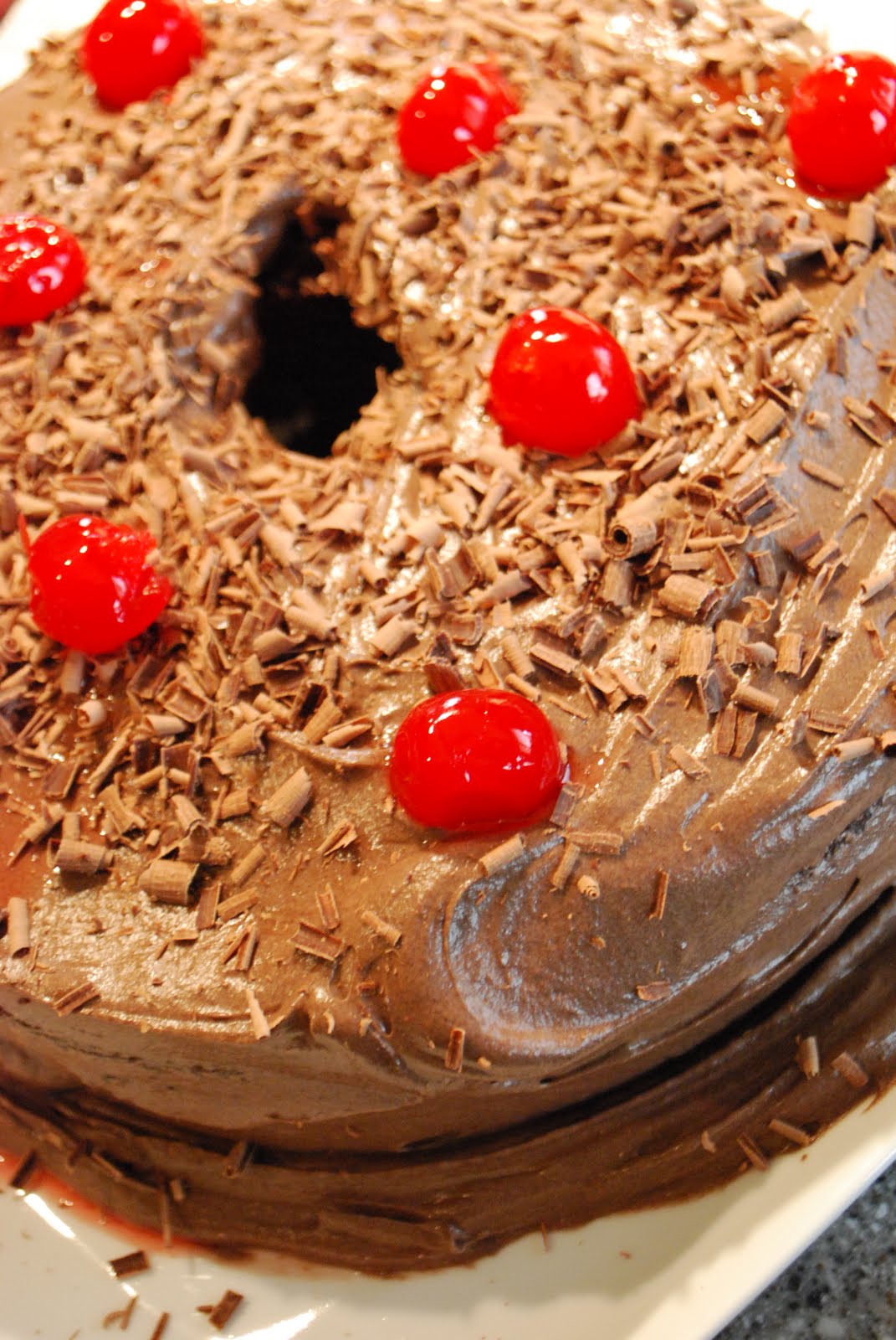 "Isabelle Thornton" Le Chateau des Fleurs: Foret noire cake recipe