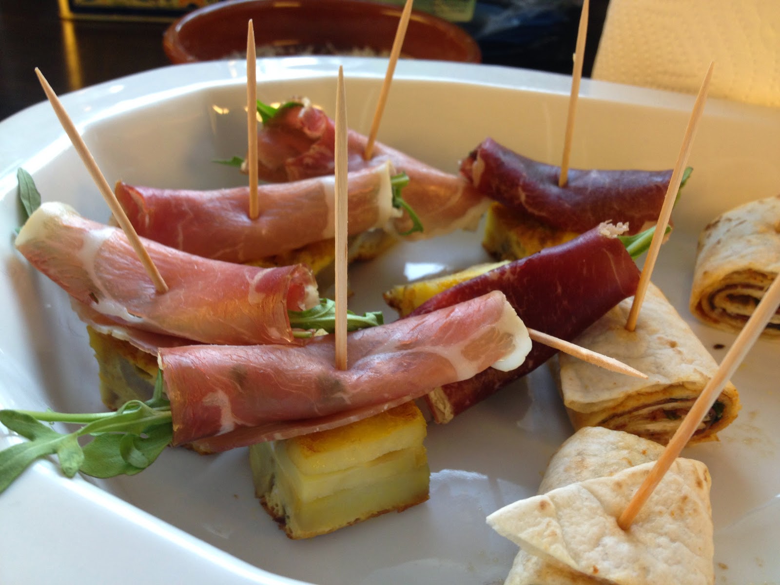Ikke bare fugl og fisk - en matblogg: Spansk tortilla (potetomelett ...