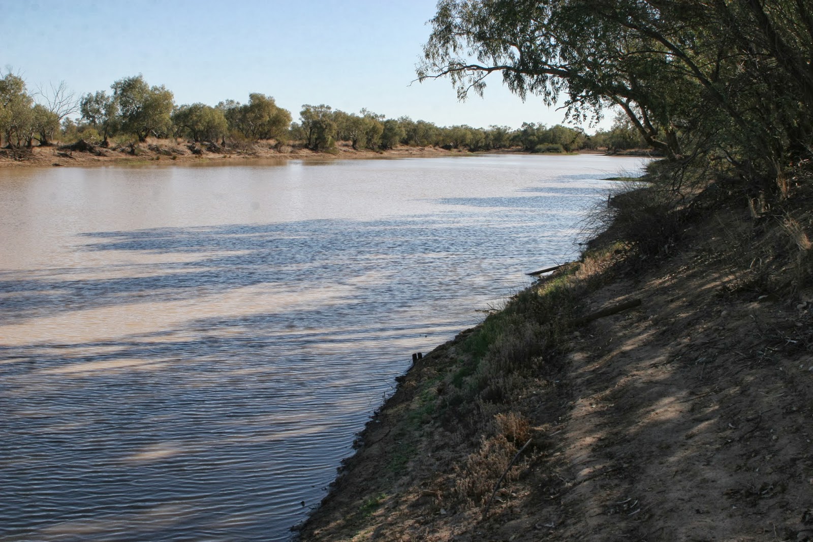 Ray and Maura Travelling Australia: Cunnamulla to Bourke