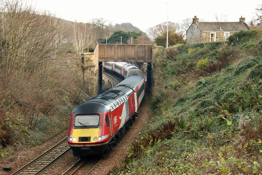 47s and other Classic Power at Southampton: LNER HST rundown: 1E15 09:52 Aberdeen - Kings Cross