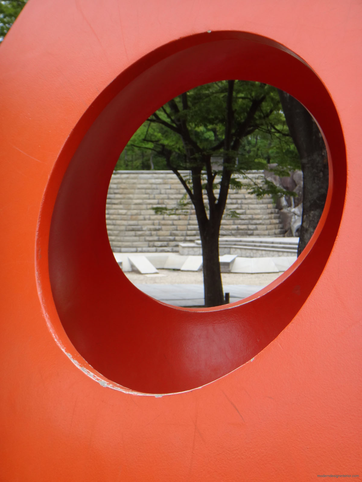 Isamu Noguchi Octetra