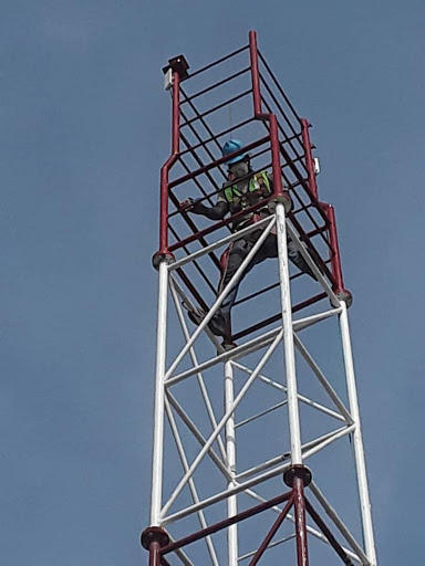 Solar Obstruction Lighting for Communication Tower
