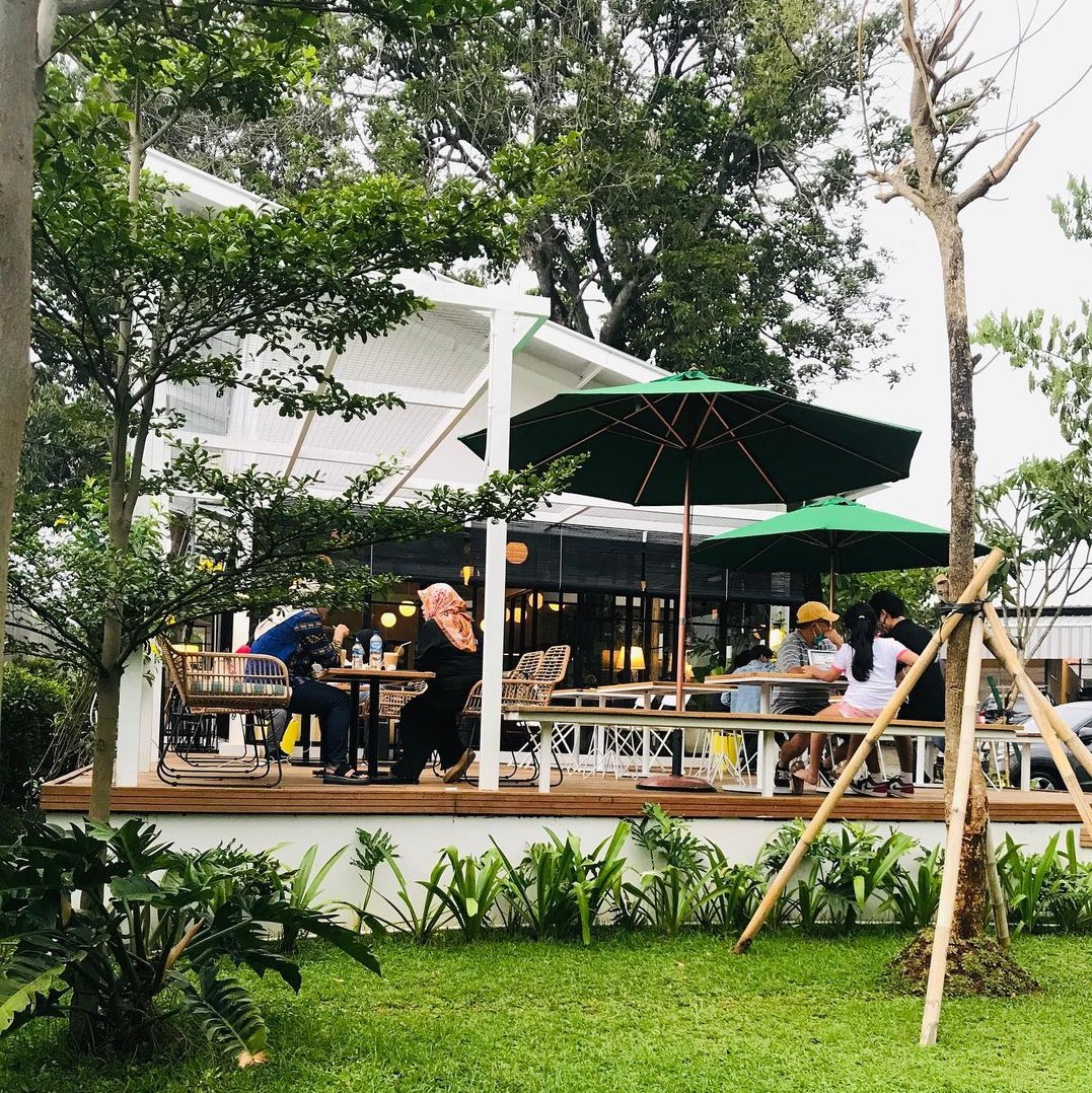 Kira Cafe Resto Bintaro