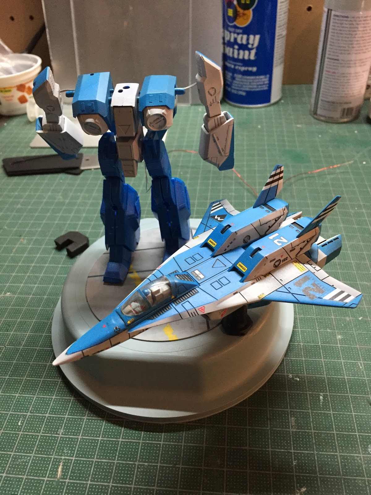 The Irate Modeler: Aoshima 1/72 Genesis Climber Mospeada Armo-Fighter ...