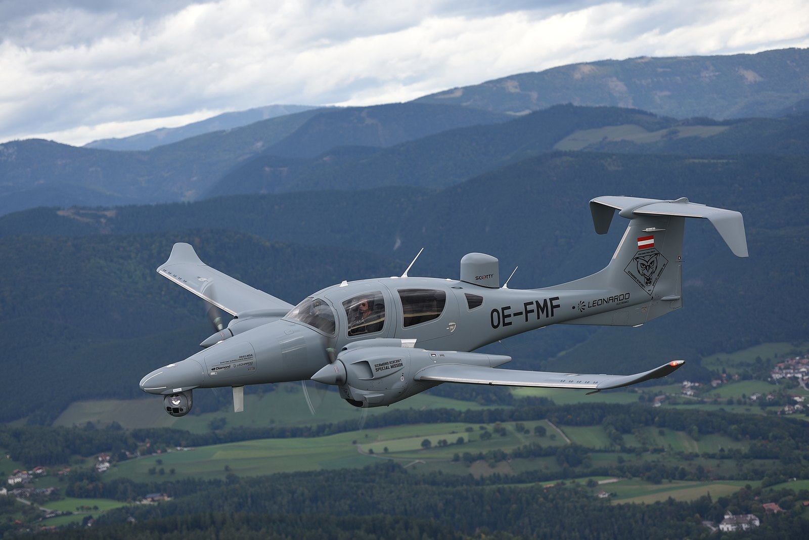 desarrollo defensa y tecnologia belica: Avión de observación especial ...