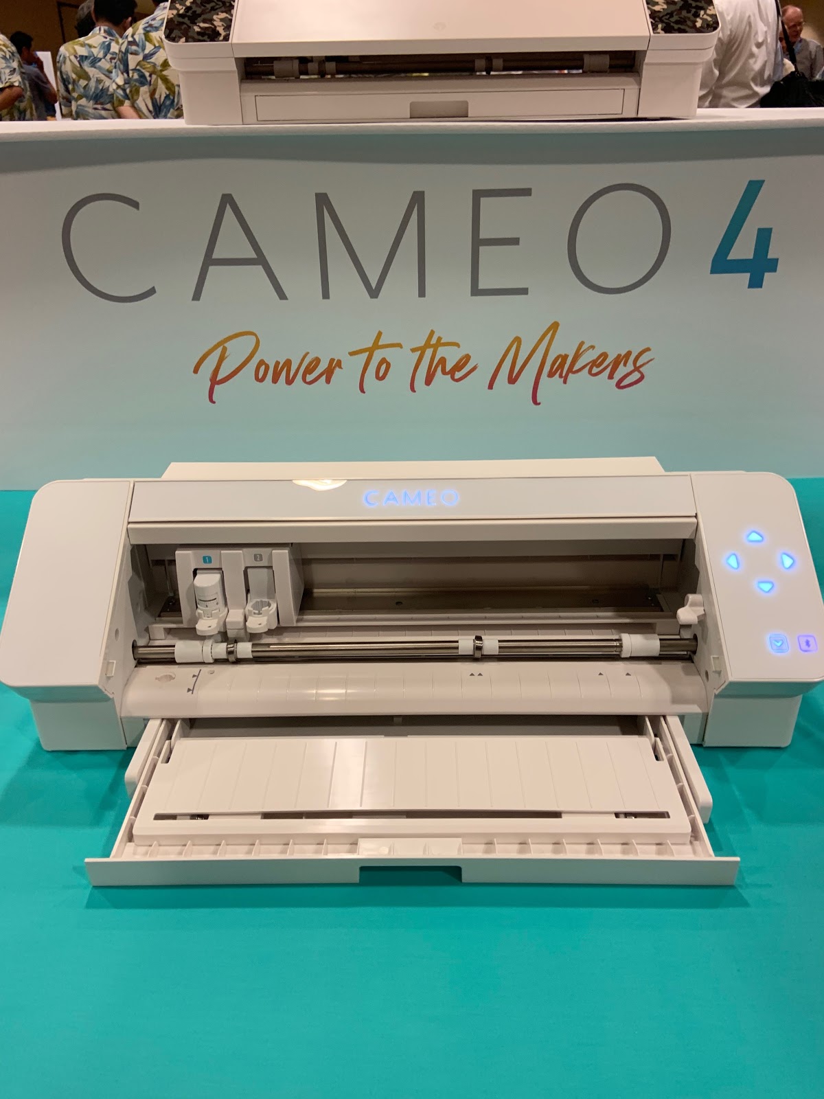 Silhouette CAMEO 4 Dual Tool Carriage System Explained (Video ...