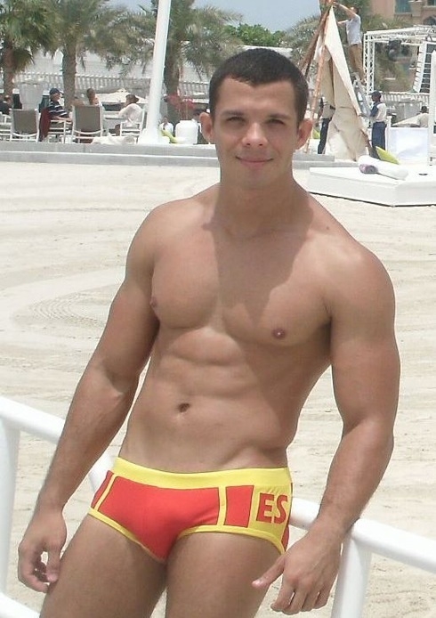 Beautifull Hiding: Paulo Renan Datro Barreto