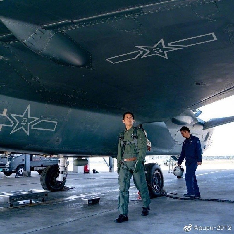 desarrollo defensa y tecnologia belica: El enigmático J-20 de China se ...