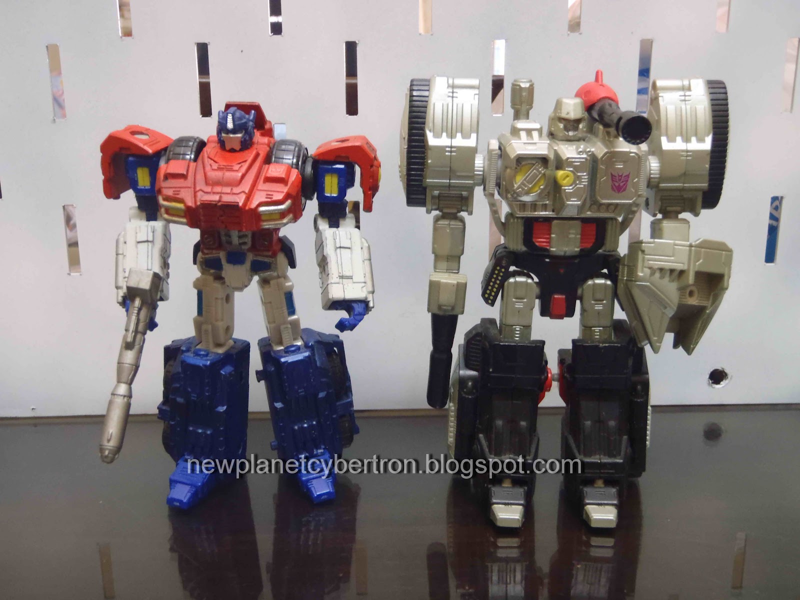 New Planet Cybertron: Transformers Review – War-Within Megatron (Titanium)