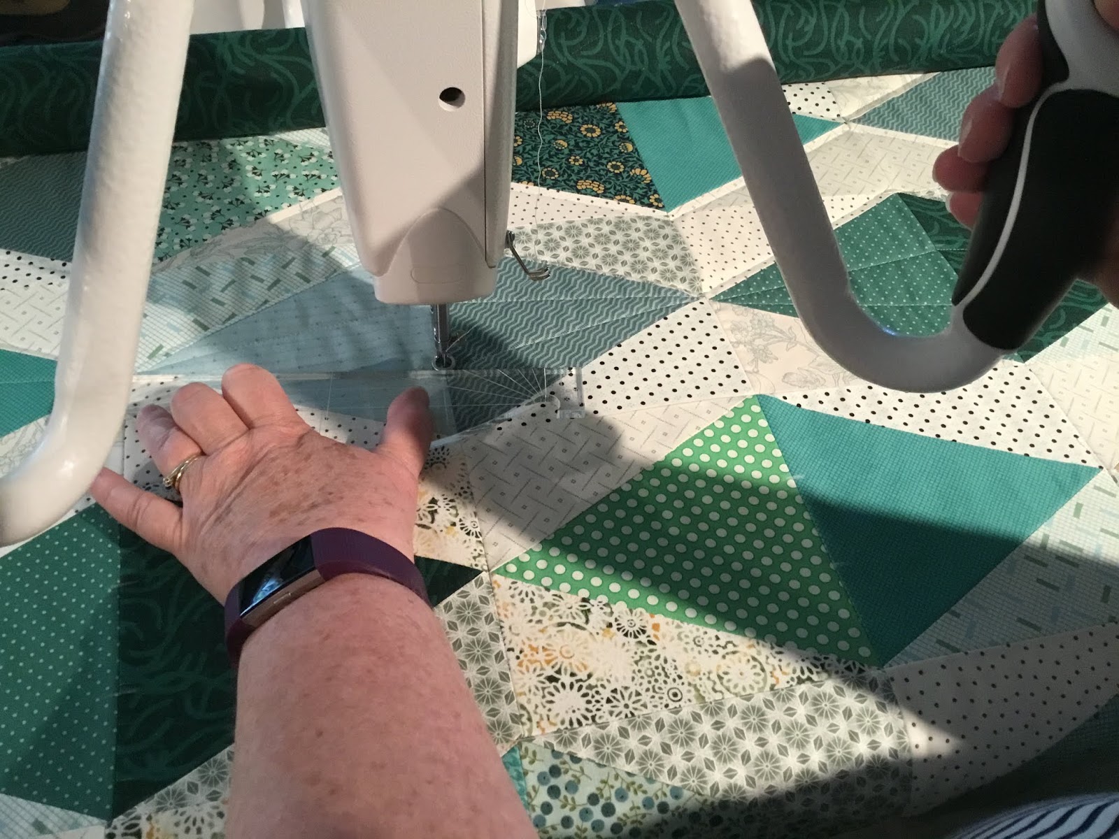 AlliKat Quilts: Triad Quilt - The Quilting is Done!