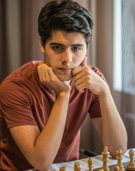 Clube de Xadrez Afonsino: Aryan Tari: 2046 – CURIOSIDADE