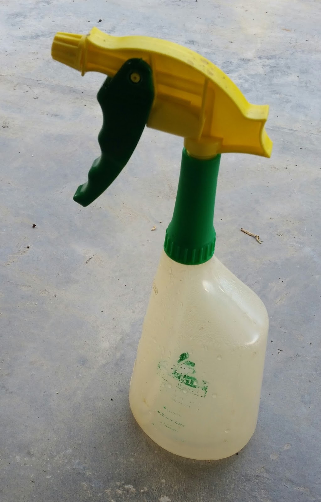 Warisan Petani: Alatan Perkebunan.