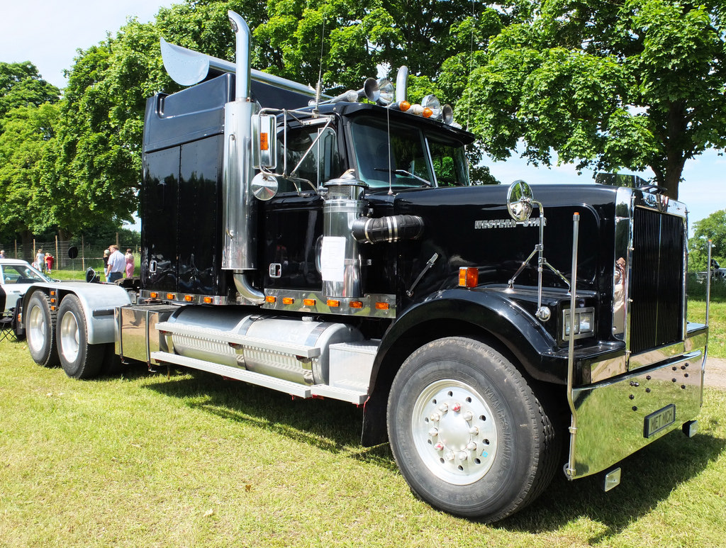motorScopio: 50 AÑOS DE WESTERN STAR: DE WHITE MOTOR A DAIMLER TRUCKS ...