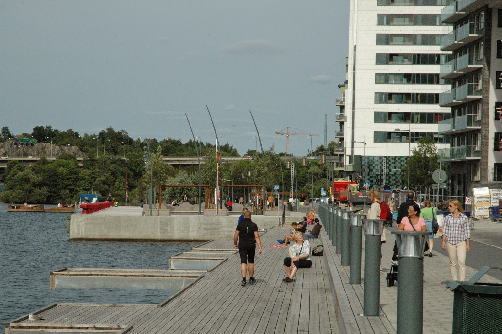 Fredman på Kvarnberget: Lokaler i bottenvåningarna