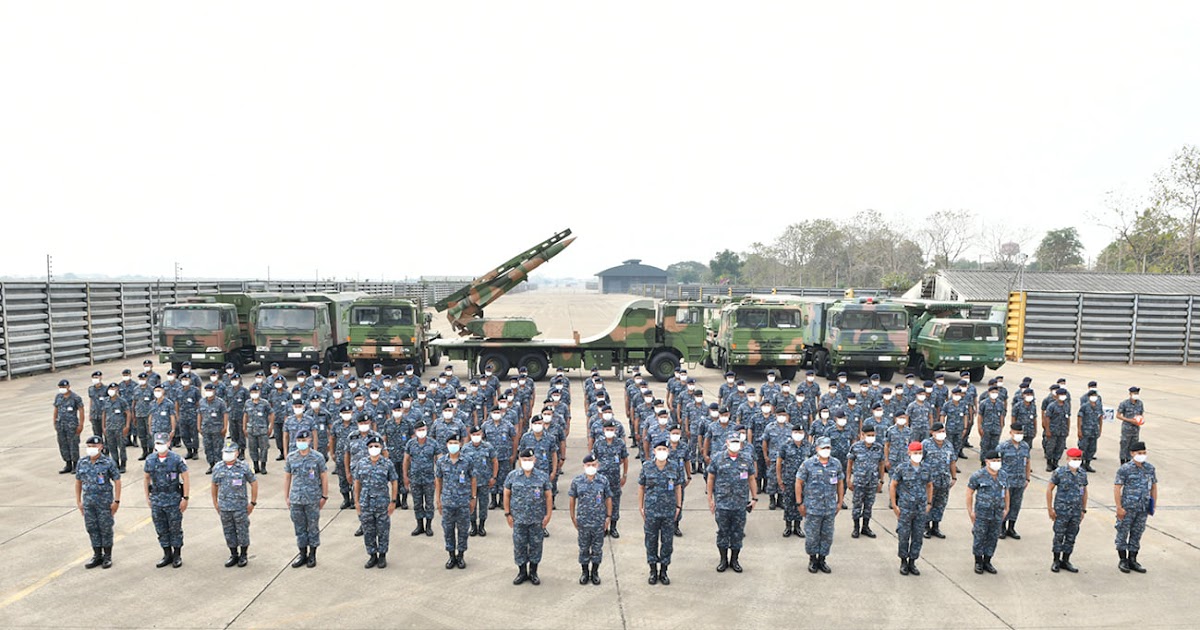 AAG_th บันทึกประจำวัน: ภาพเปิดเผยกองทัพอากาศไทยนำอาวุธปล่อยนำวิถีพื้นสู่อากาศระยะปานกลาง KS-1C ...