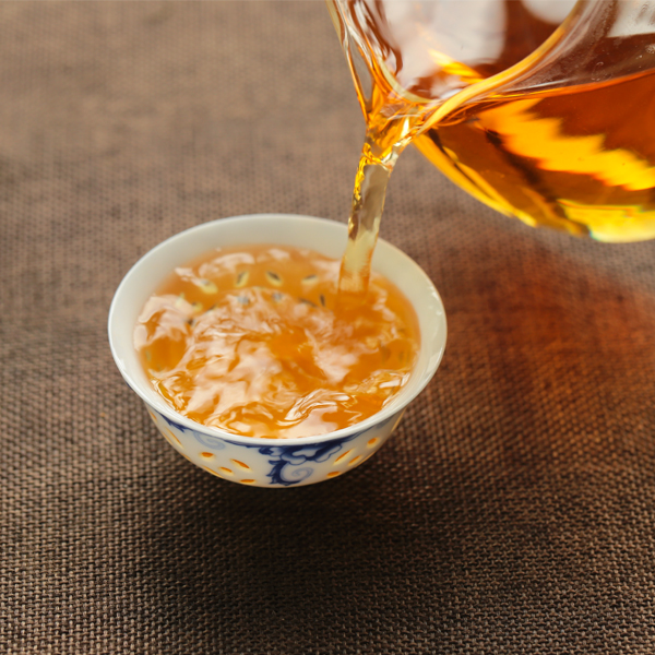 Coral Qiu Tea: Zijuan--A kind of tea that is different from purple buds