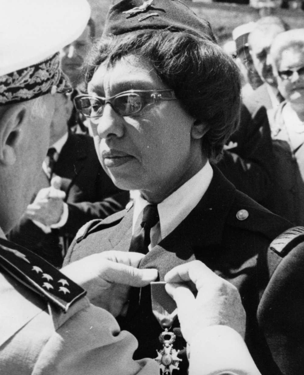 ART and ARCHITECTURE, mainly: Josephine Baker - sexy dancer, WW2 ...