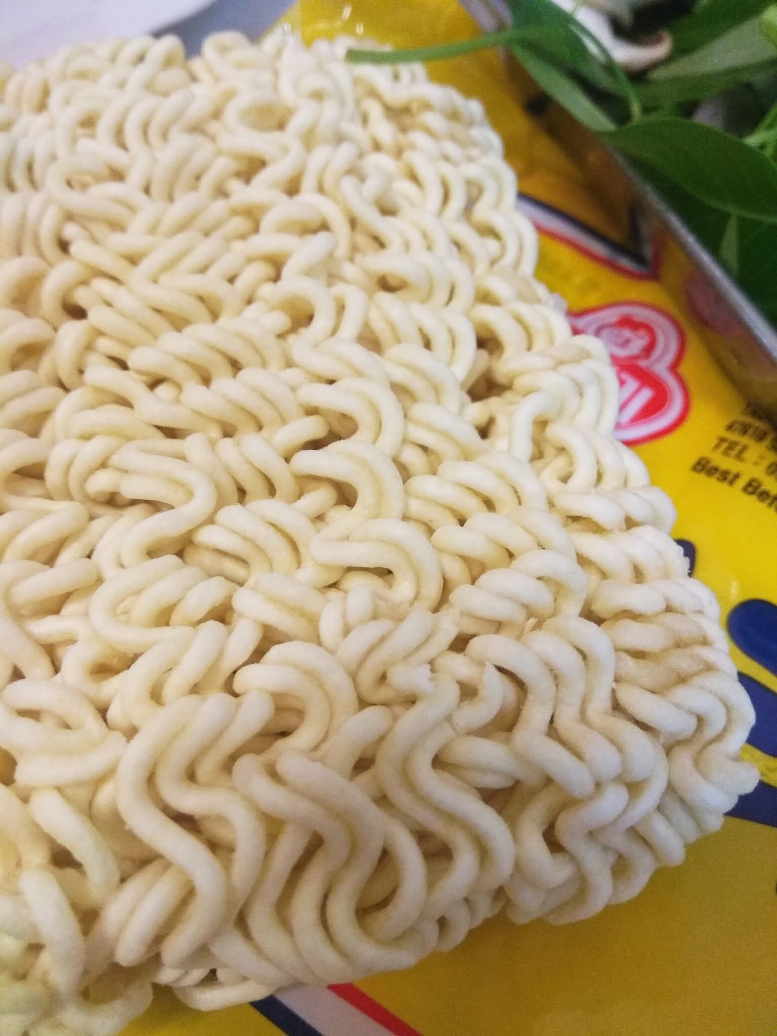 Elinluv's Tidbits Corner: Homecooked Kimchi Ottogi Ramen Sari Noodle Soup