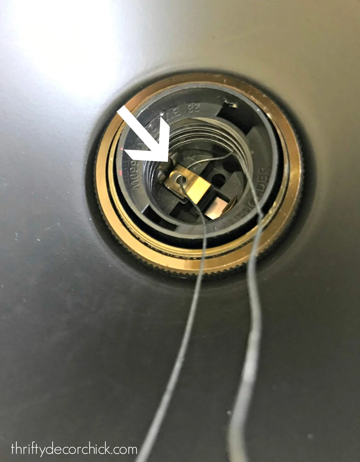 How to add a light anywhere without electricity | Thrifty Decor Chick ...