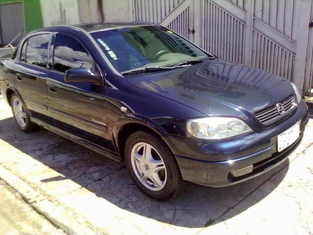 GAZETA DE PROPRIÁ: VENDE-SE Astra 2002 Expression 2.0