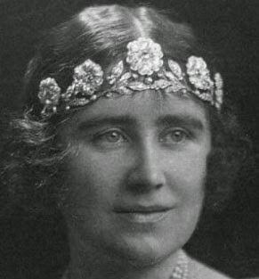 Tiara Mania: Queen Elizabeth of the United Kingdom's Strathmore Rose Tiara