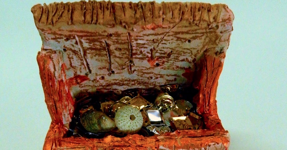Use Your Coloured Pencils: More Clay Treasure Chests