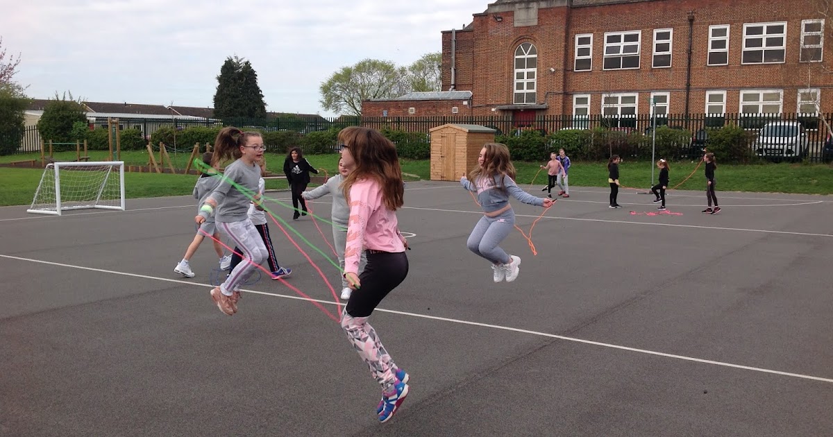 Suttons Primary School: British Heart Foundation - Jump Rope Day