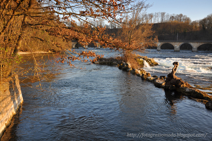 In linii mari: Cascadele Rinului (Rheinfall) - Elvetia