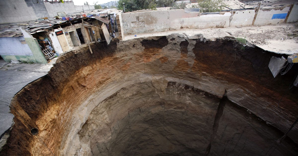 civil engineering: Guatemala Sinkhole