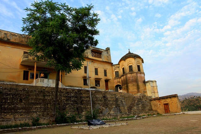 Travel to India, Historical places in India, Tourist places, Tour guide ...