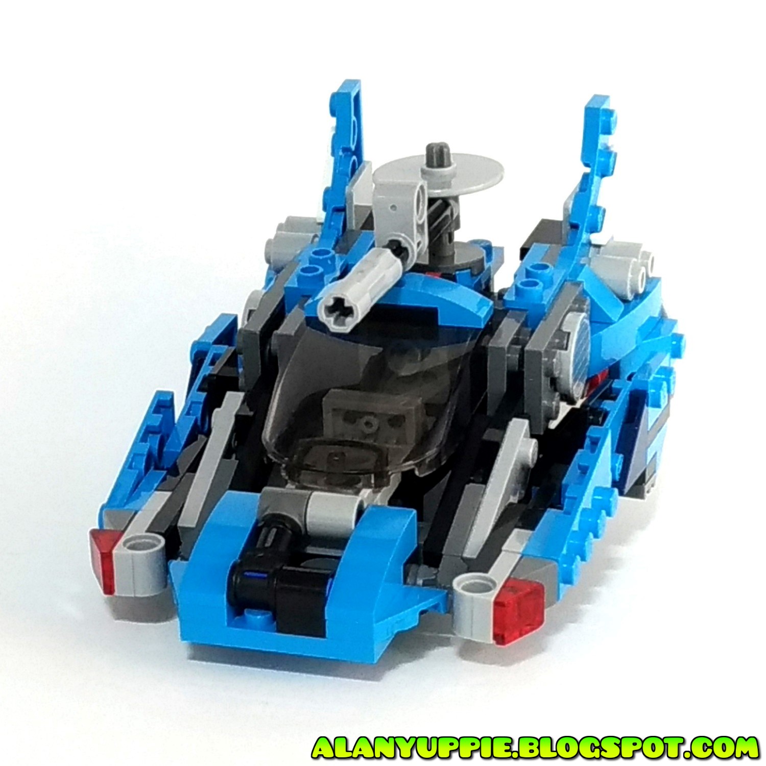 Alanyuppie's LEGO Transformers: Video Tutorial: Transformer Speedboat ...