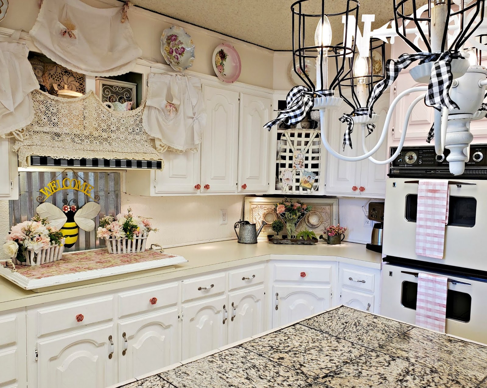 Penny's Vintage Home: Busy Bee Summer Kitchen Tour