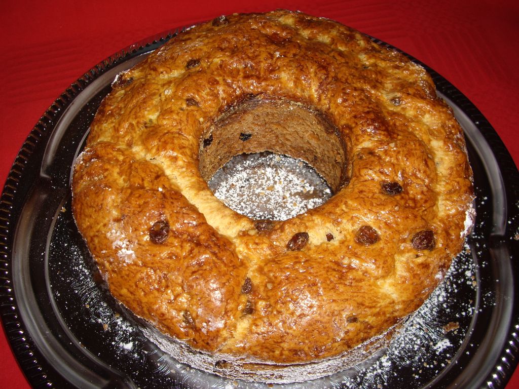 Dorothy Sweet: Cozonac german Kugelhupf