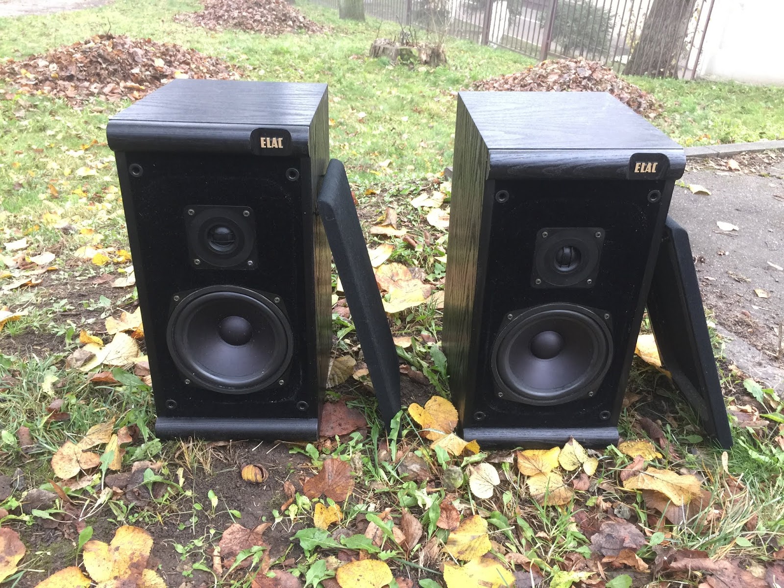 Infrequent Sound [sex.tex] technology: Elac El-60, 1987-1999, made in ...