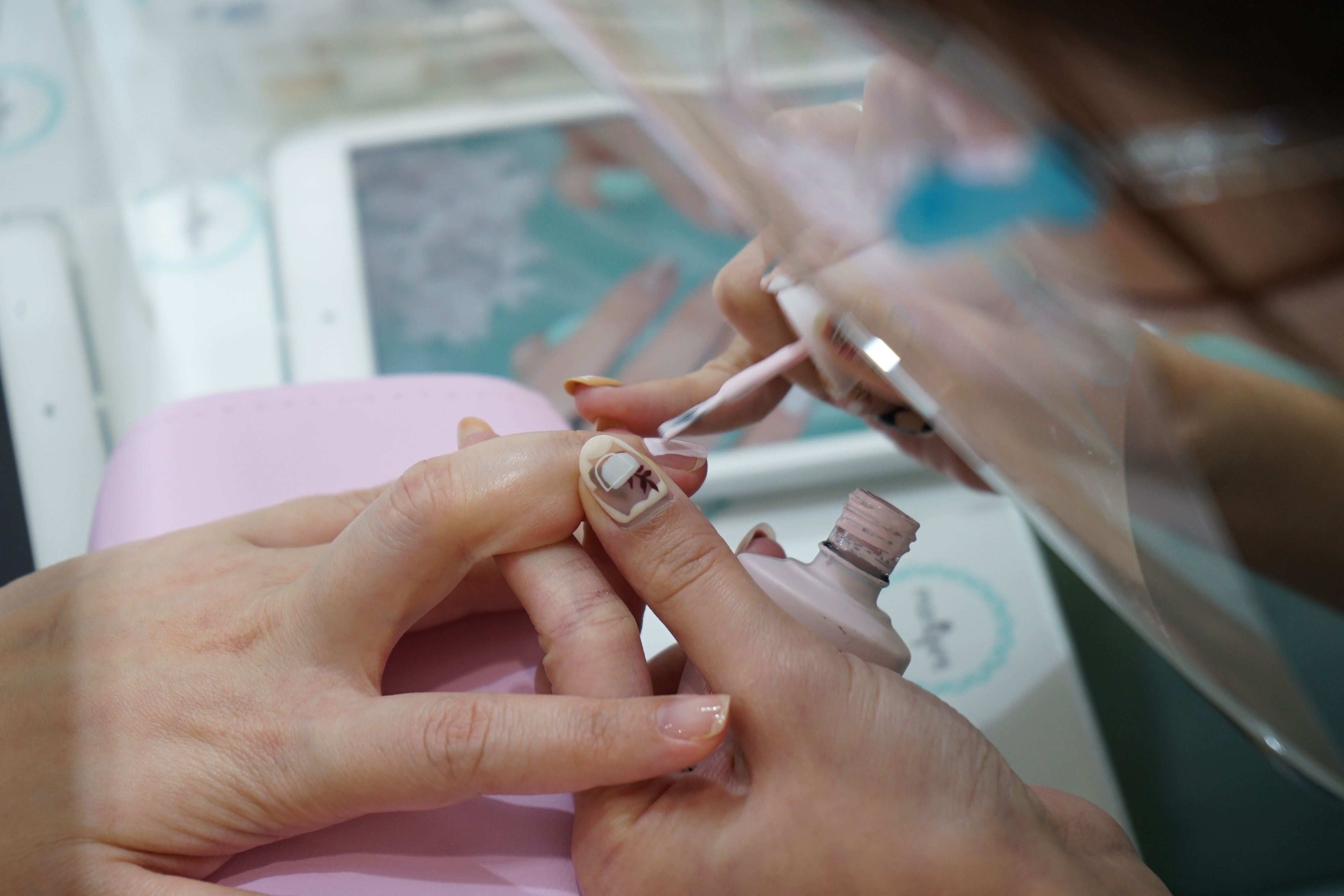 Maniqure Kuala Lumpur - The Best Manicure & Pedicure Service - Betty's ...