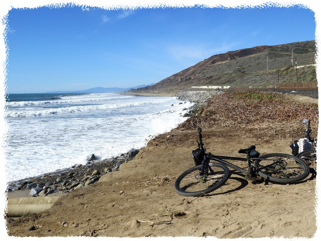 Art and Sand: In between