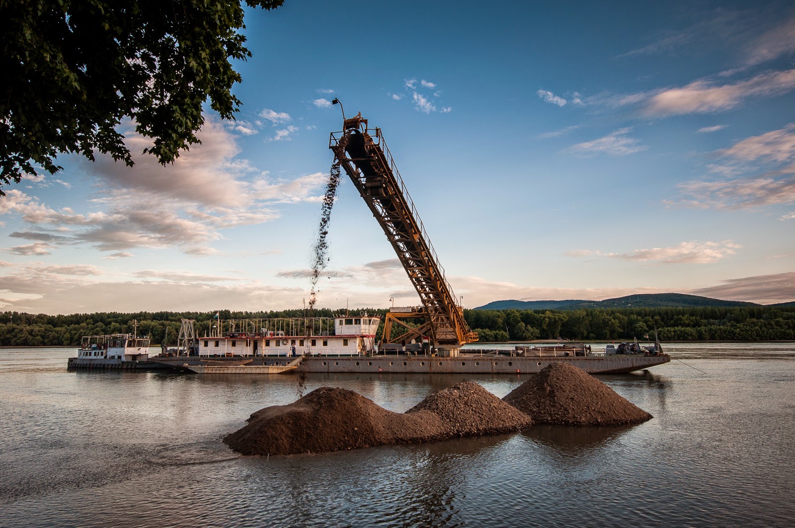 Dunai Szigetek: Dunai hajók fotópályázat