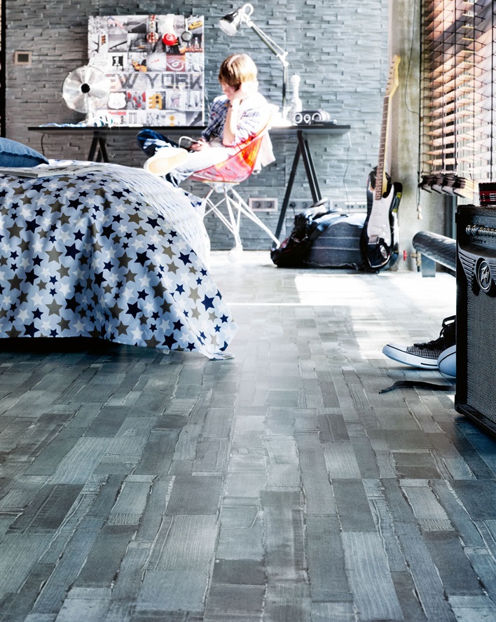 Island of white: Sol : le faux sort du bois